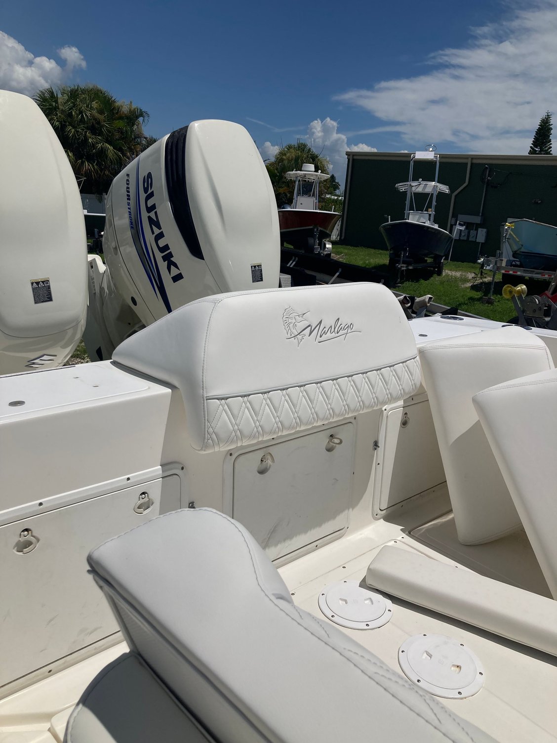 Guys with diamond pleating on their seats, how is it holding up ...