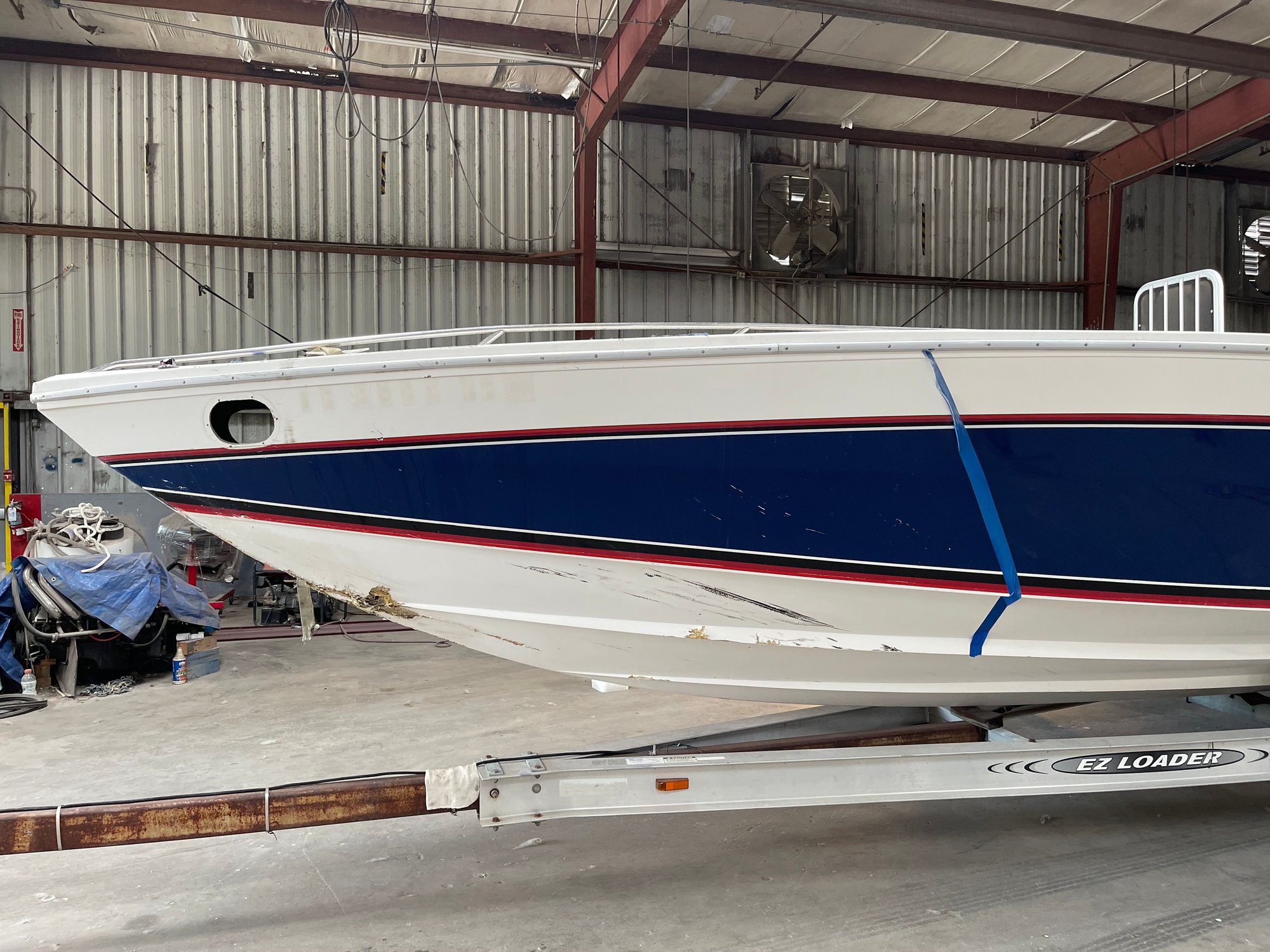 1985 Scarab flat deck - Offshoreonly.com