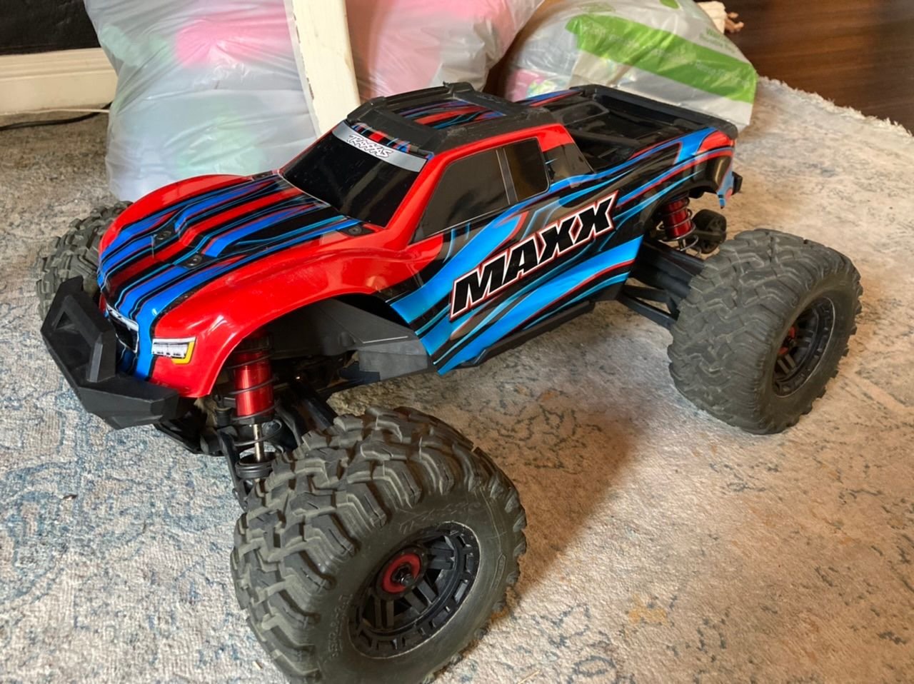 Traxxas Maxx 4s v1 with widemaxx kit - R/C Tech Forums