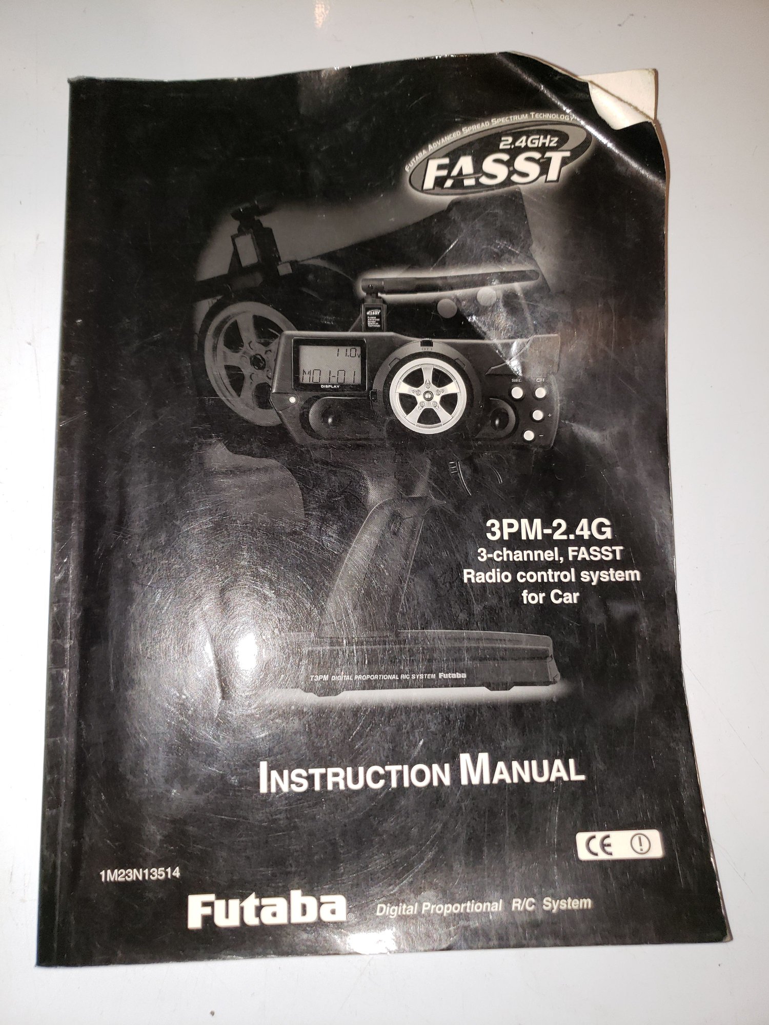 Futaba 3PM 2.4g FASST Transmitter with 2 receivers FOR SALE - R/C Tech ...