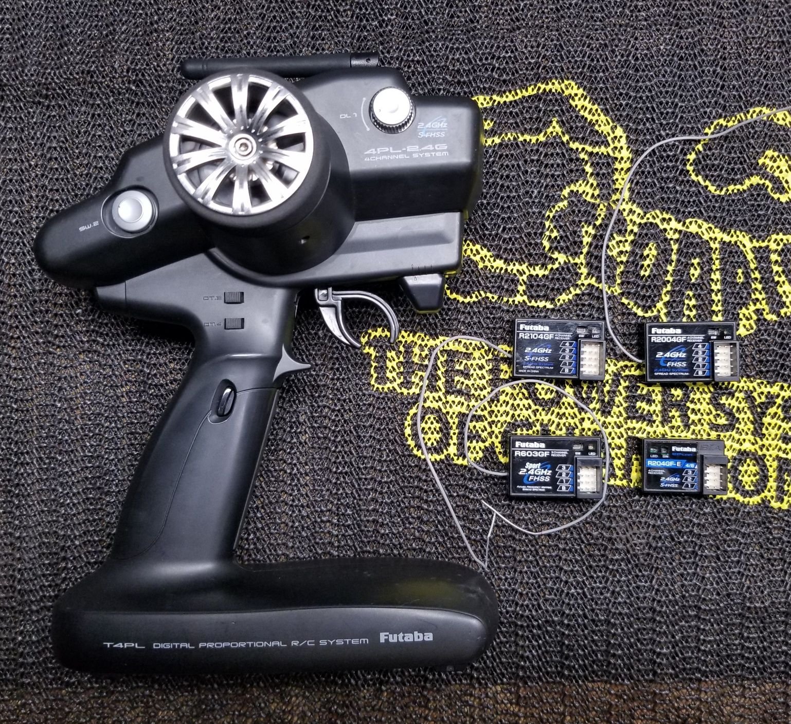 Futaba 4PL with 4 receivers - R/C Tech Forums