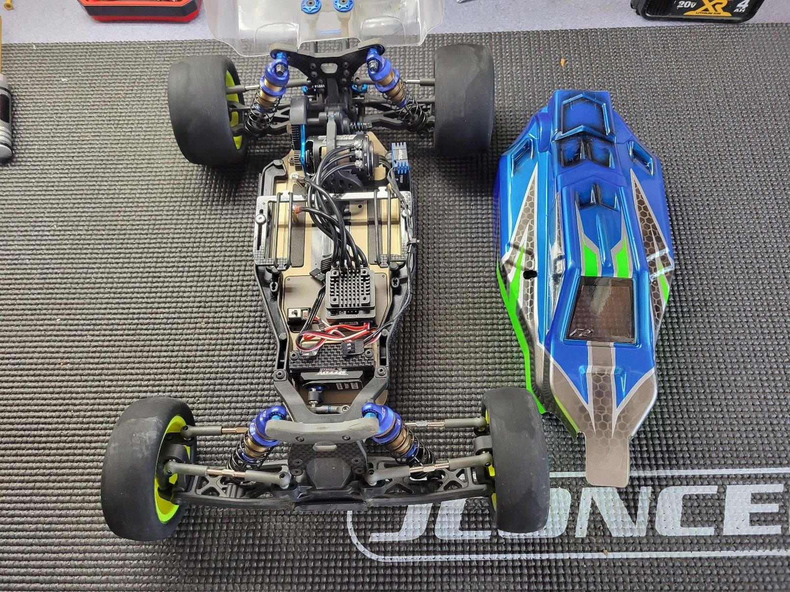 B6.3d artr with hopups and spares - R/C Tech Forums