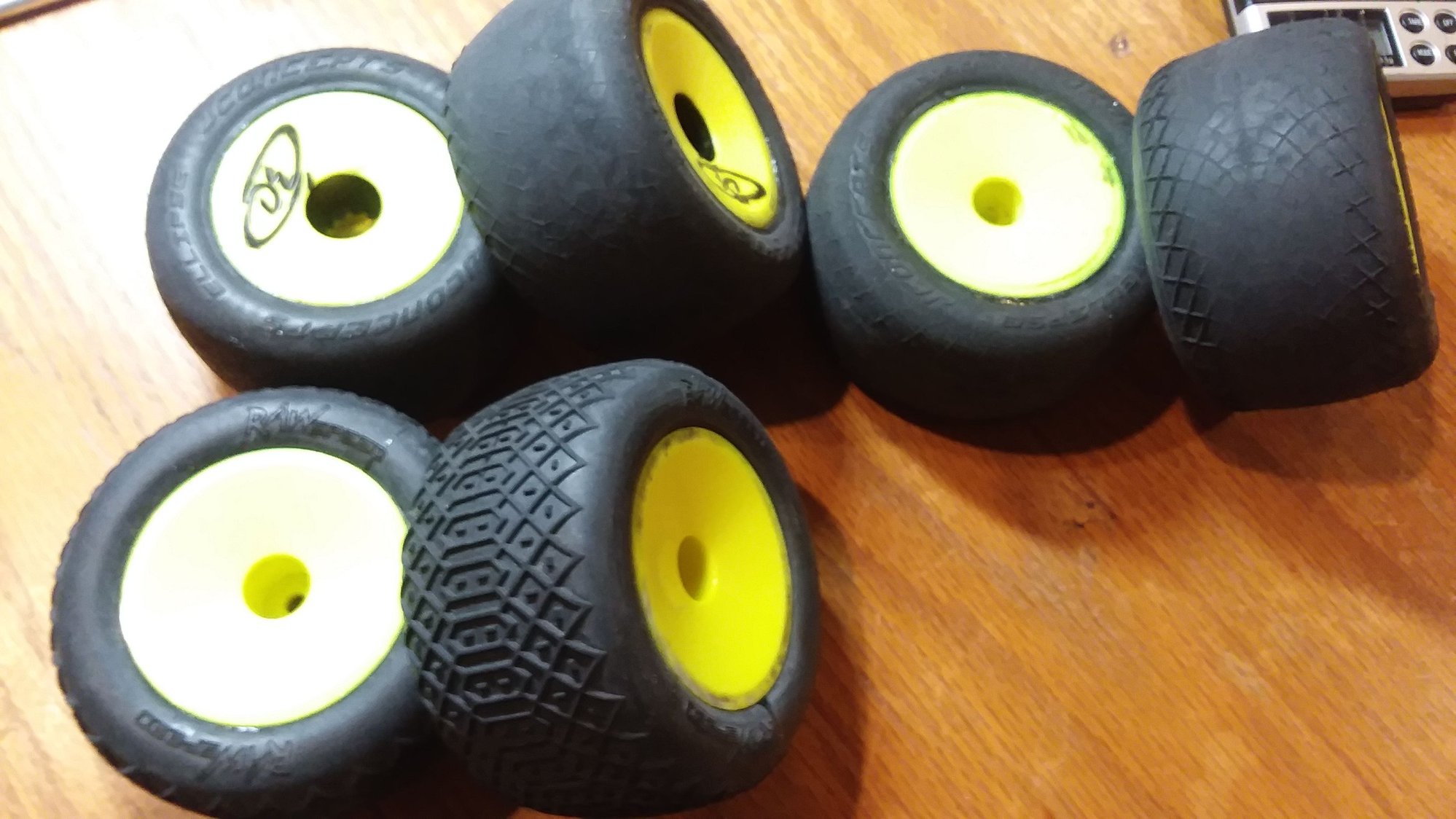 [FS] Stadium Truck Clay Tire Lot - R/C Tech Forums