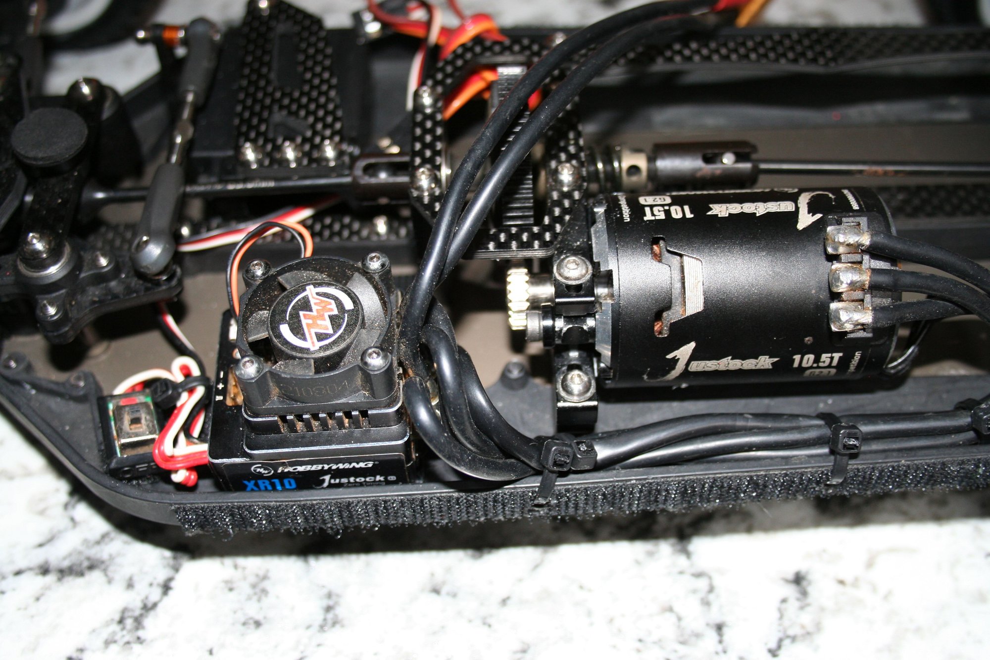 Yokomo YZ4 SF 4wd Buggy?New Juststock XR10/10.5T/Excellent Condition ...
