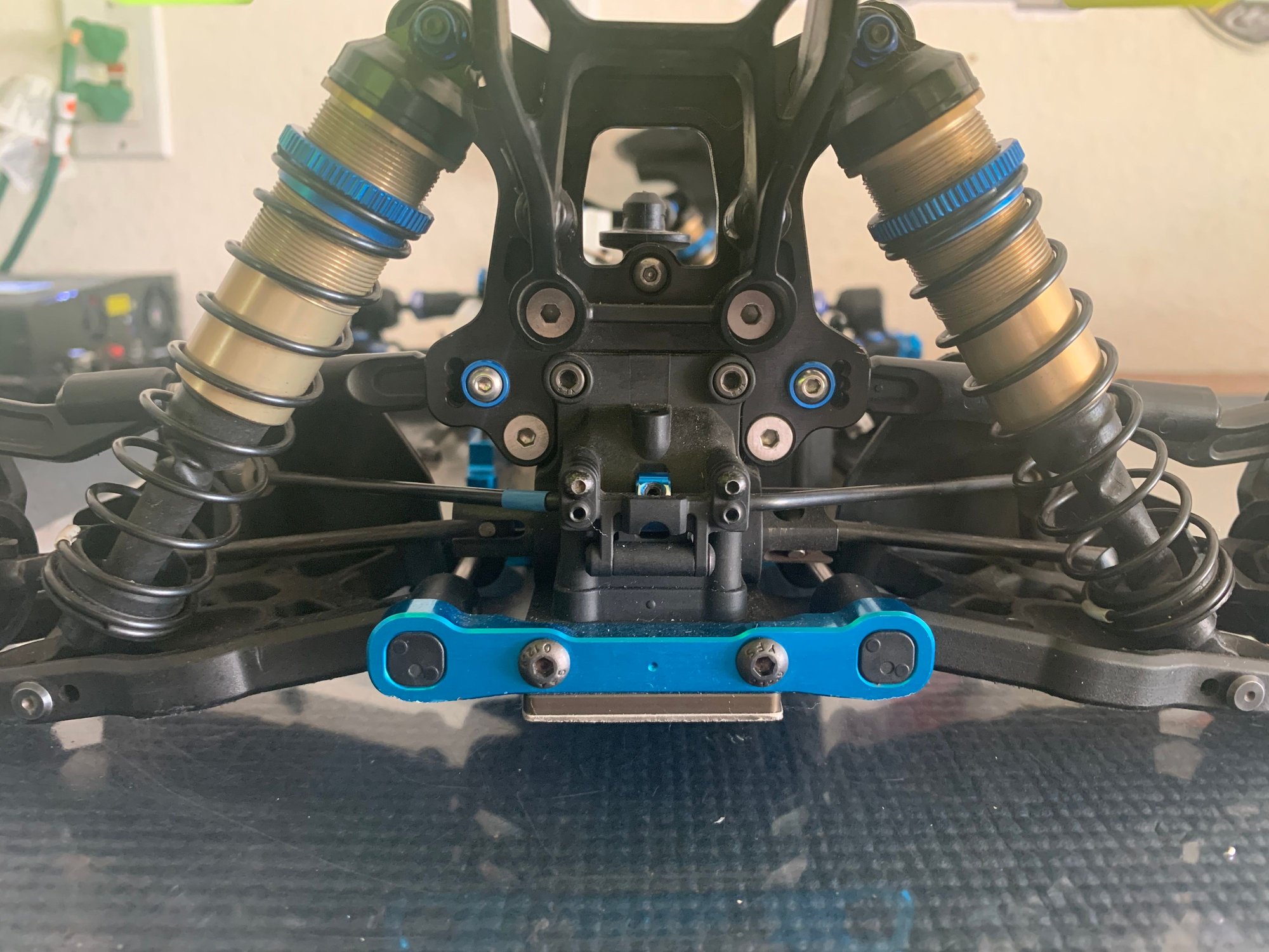 Loaded AE RC8B3.1 slider - R/C Tech Forums