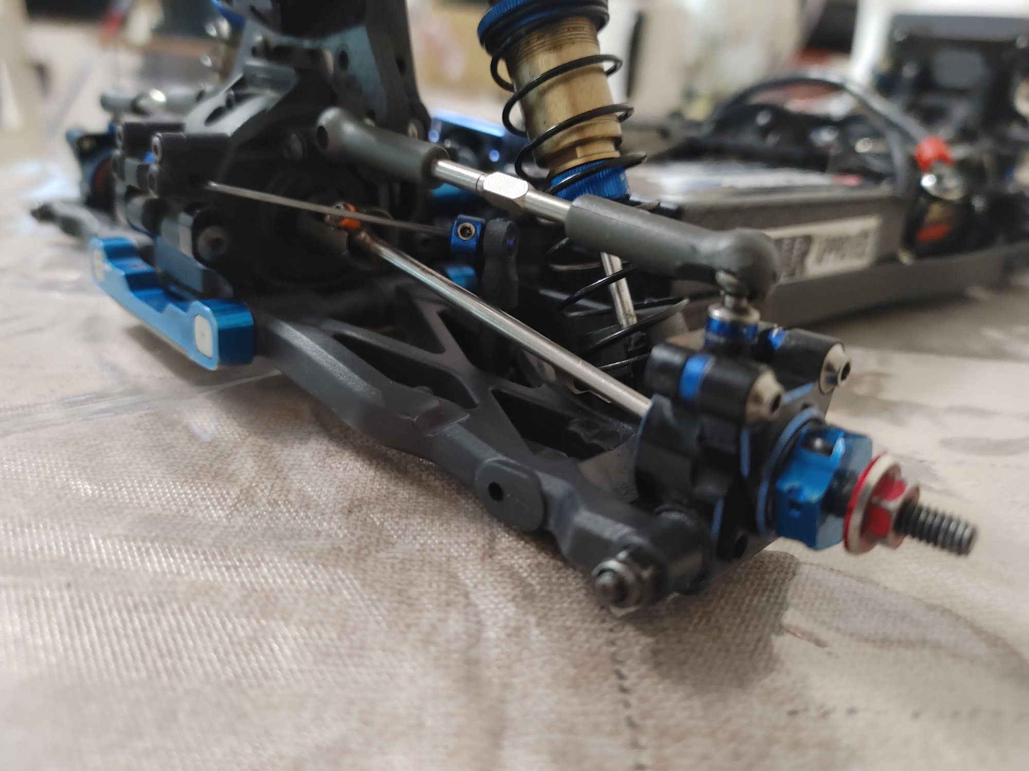 AE B74.1D RTR Set-up 2 Race - R/C Tech Forums