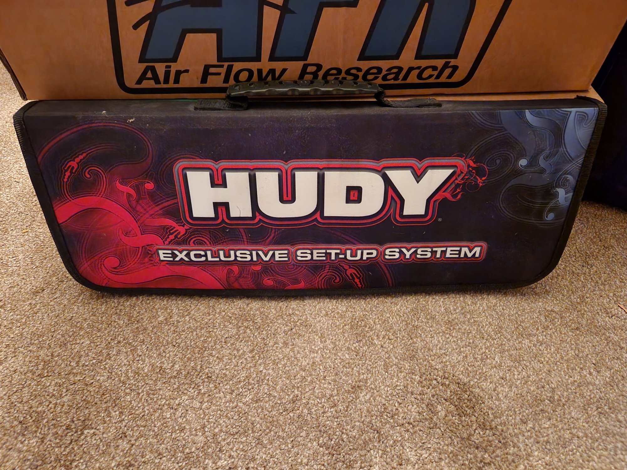 Hudy complete 1/8 off-road setup station - R/C Tech Forums
