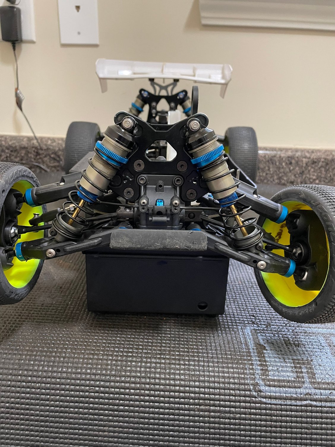 Team associated rc8b4 nitro roller - R/C Tech Forums