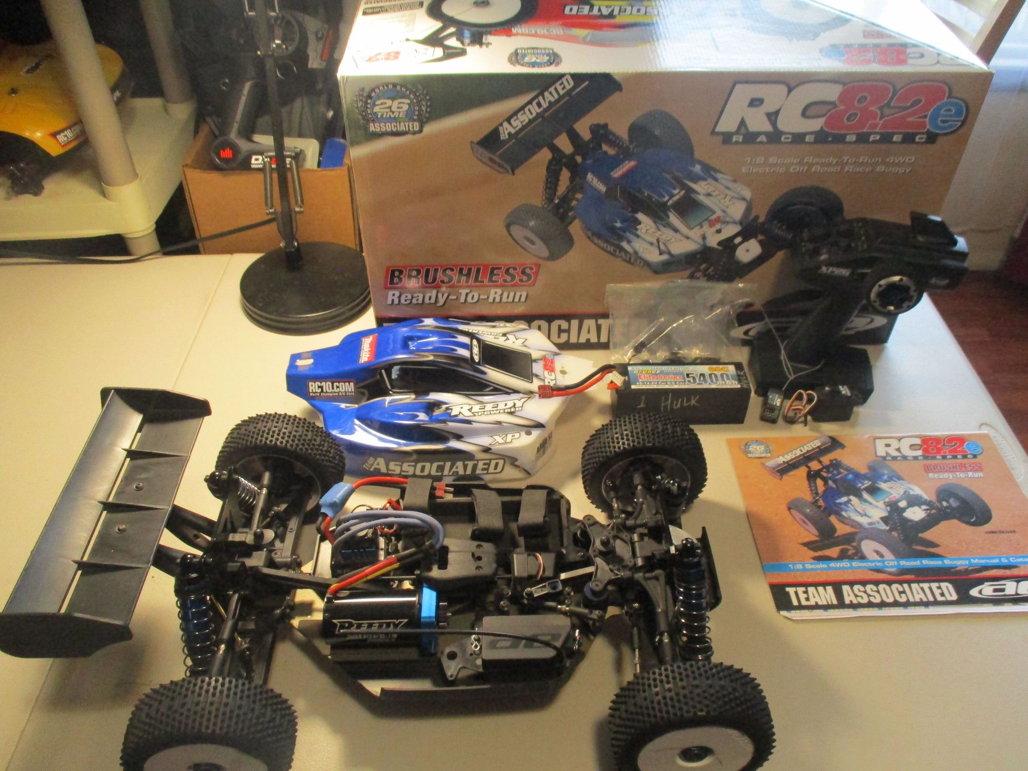 Team Associated RC8.2e RTR (TMG Estate) - R/C Tech Forums