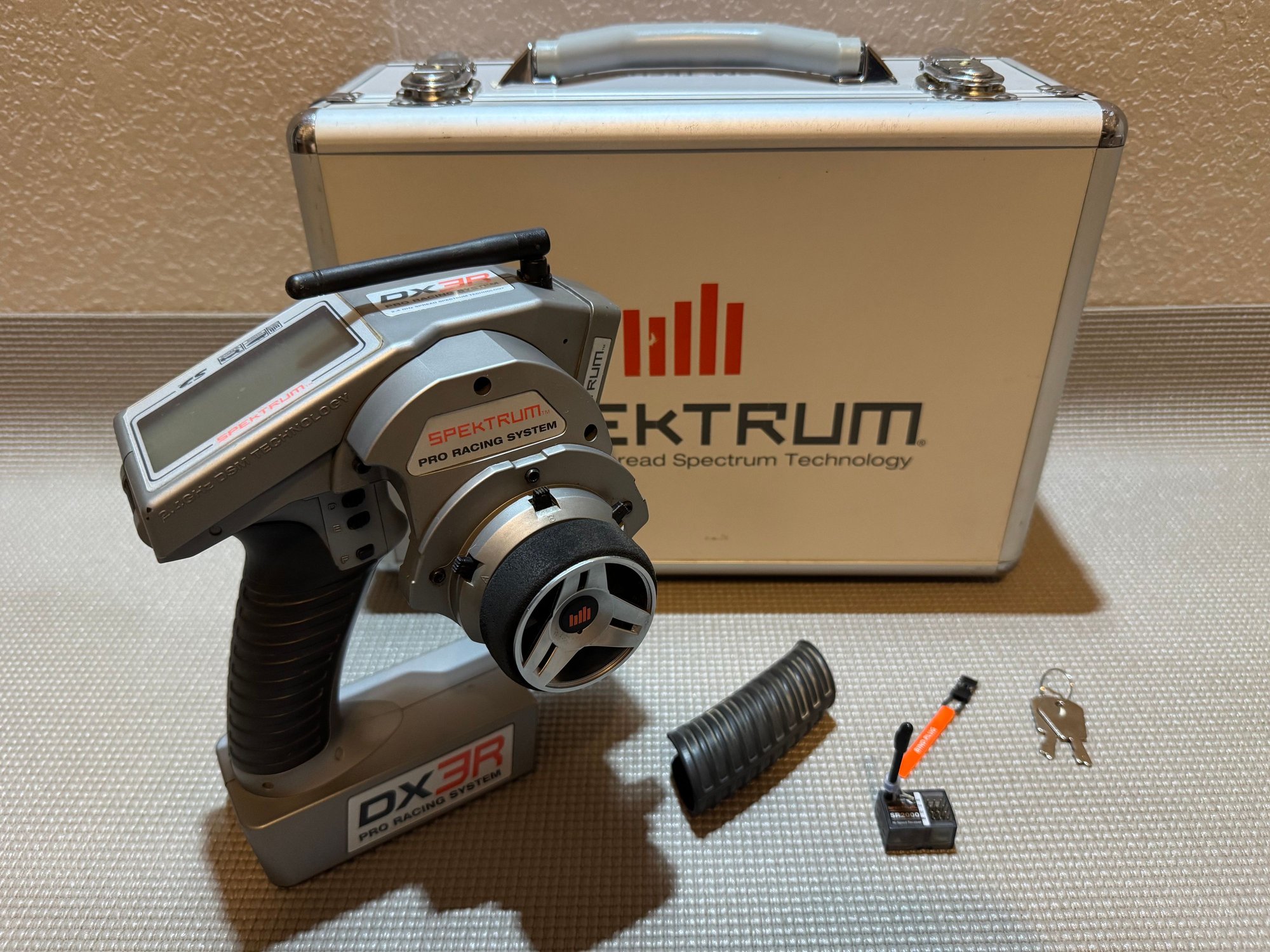 Spektrum DX3R Pro Tx Rx and Case - R/C Tech Forums