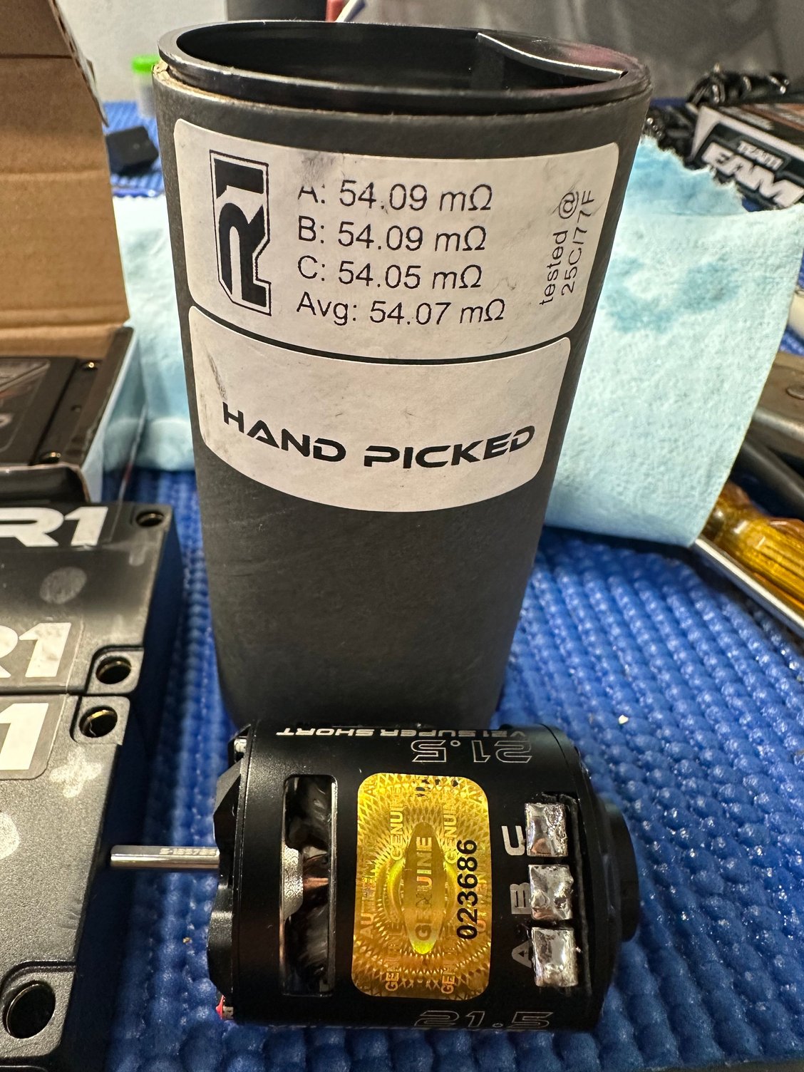 R1 batteries and motor - R/C Tech Forums