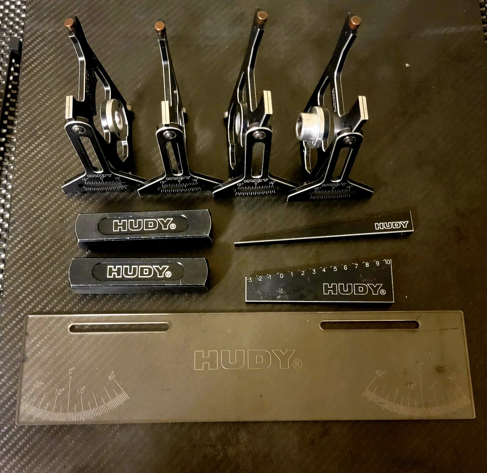 Hudy 1/8 On Road setup station - R/C Tech Forums