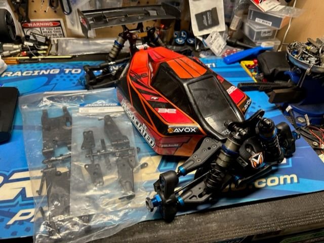 [WTB] Team Associated RC8B3.2e Package - R/C Tech Forums