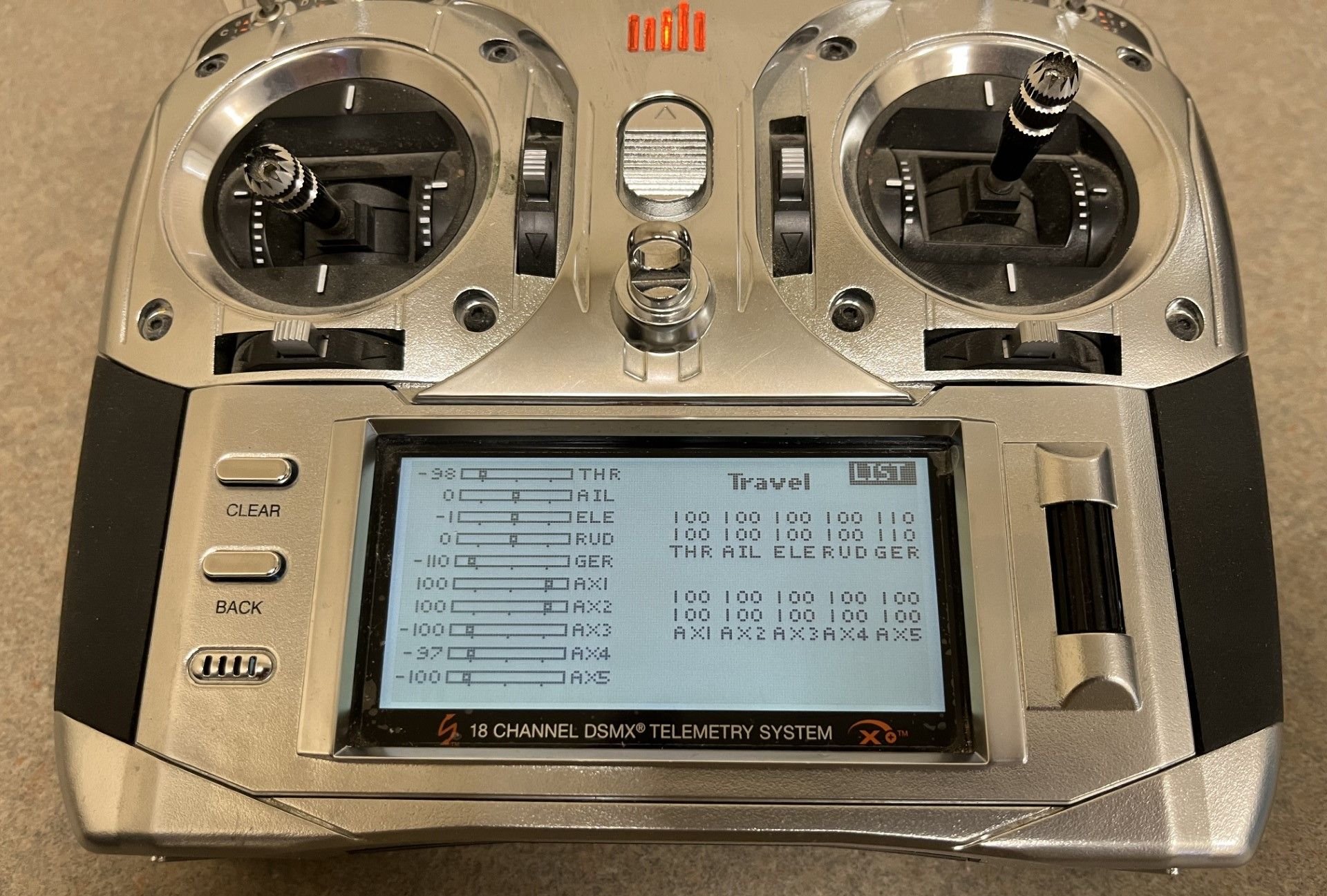 Nice Spektrum DX18 with neck strap - RCU Forums