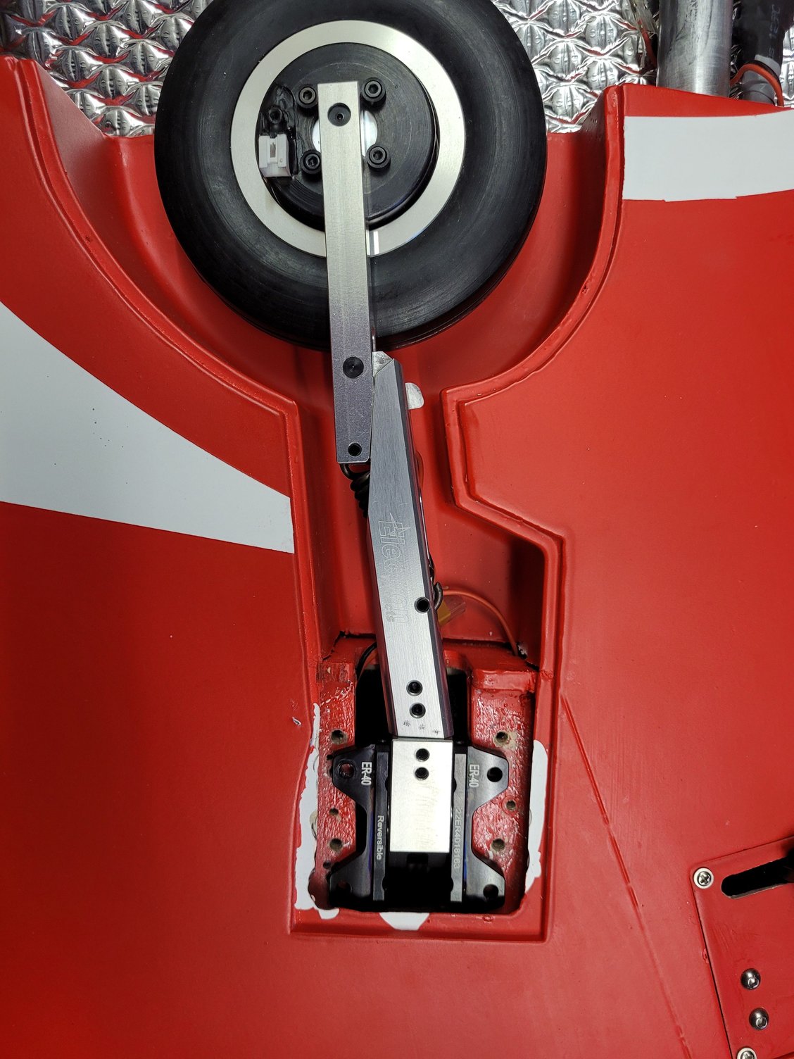 Top RC Hawker Hunter Main Struts - RCU Forums