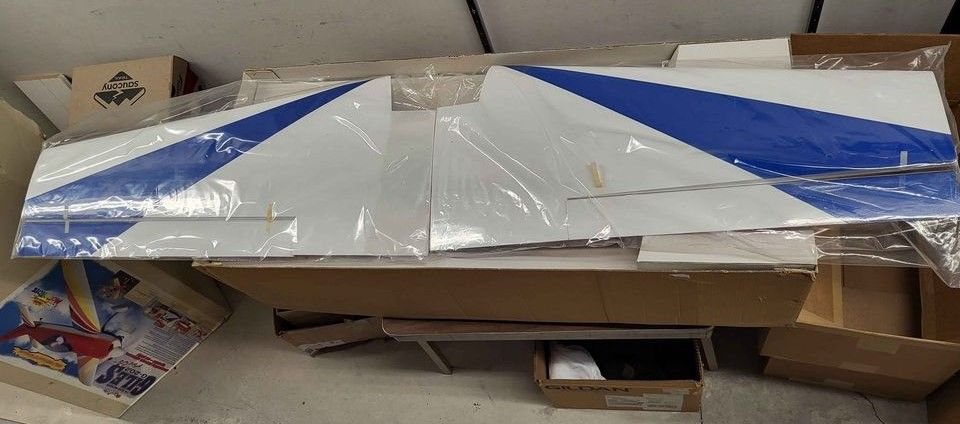 Great Planes Giles G-202 ARF 1/4 Scale NIB $285.00 - RCU Forums