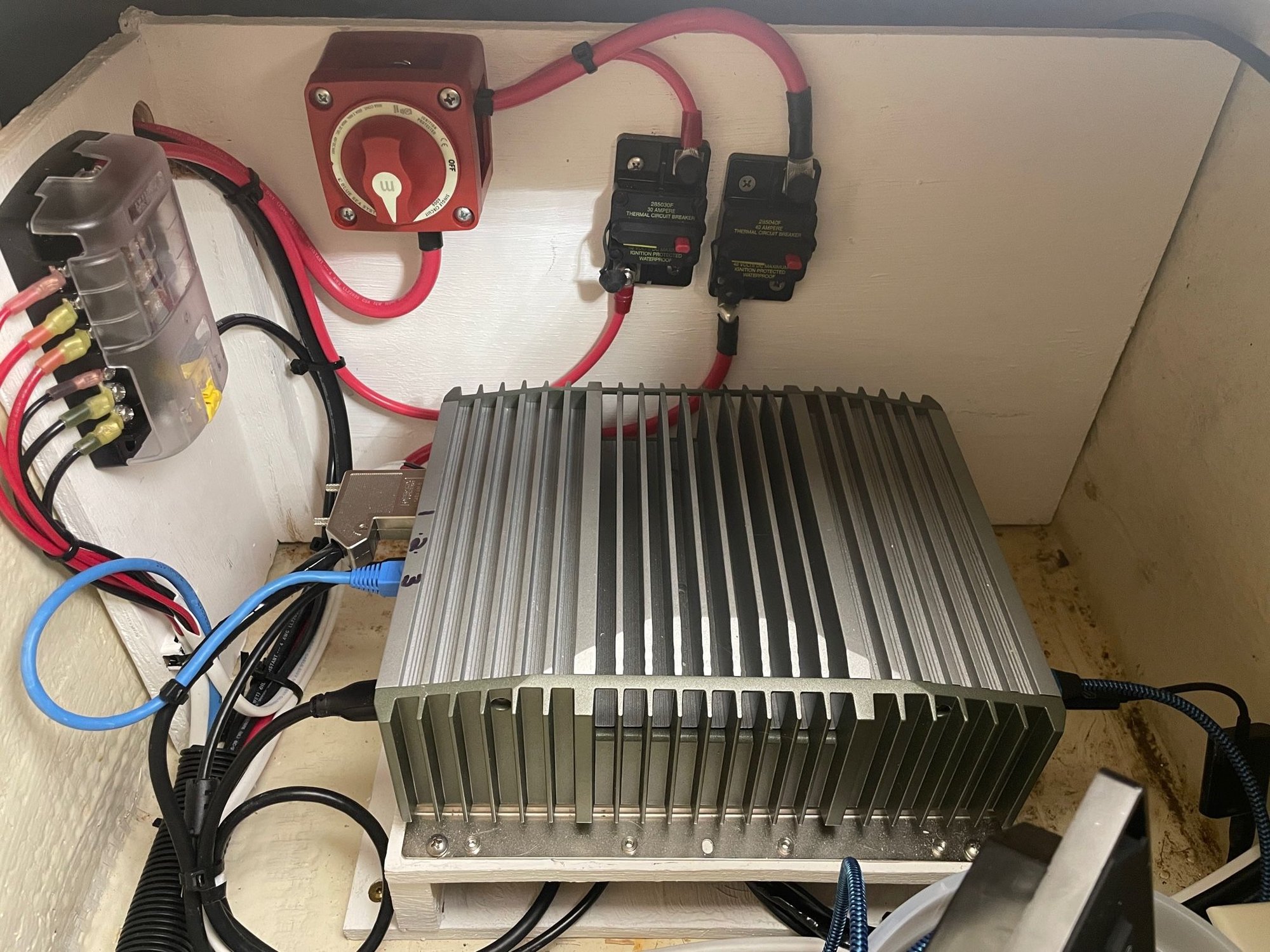 The Hull Truth - Boating and Fishing Forum - Carolina Classic 35 Simrad ...