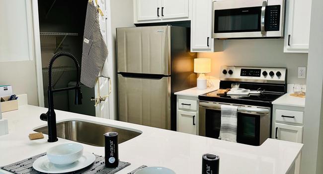 Avana Long Point Reviews - Mount Pleasant, SC | 100 Eighty Oaks Avenue ...