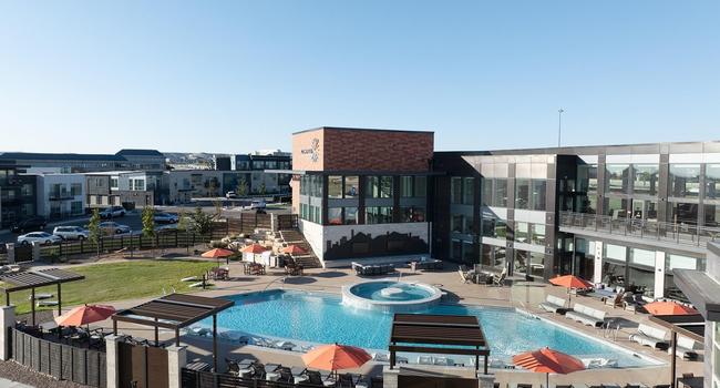 Compass Meridian Apartments Reviews - Englewood, CO | 9035 Storm Peak ...