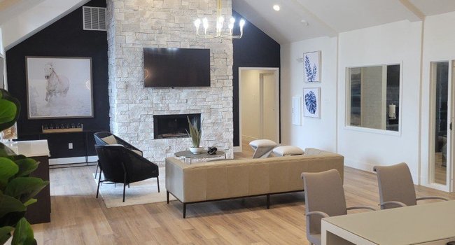 AVIA Sanctuary at Highland Mall Reviews - Austin, TX | 500 East ...