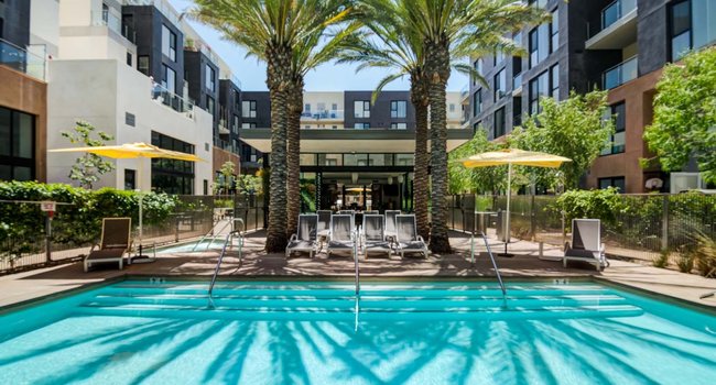 Block C Apartment Homes - 15 Reviews | San Marcos, CA Apartments for ...