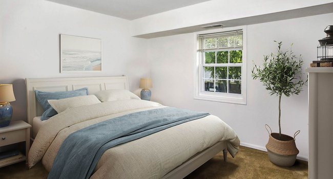 Deertree Apartments Reviews - Cockeysville, MD | 10000 Greenside Drive ...