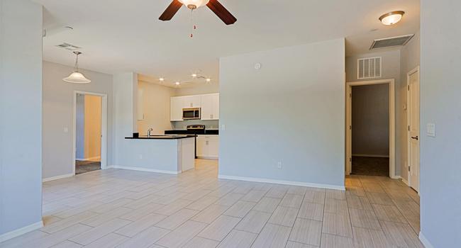 Santana Ridge Luxury Condominiums Reviews - Chandler, AZ | 3330 S ...