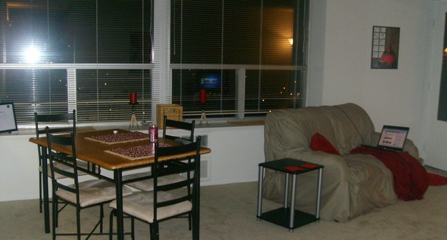 Riley Towers - 185 Reviews | Indianapolis, IN Apartments for Rent ...